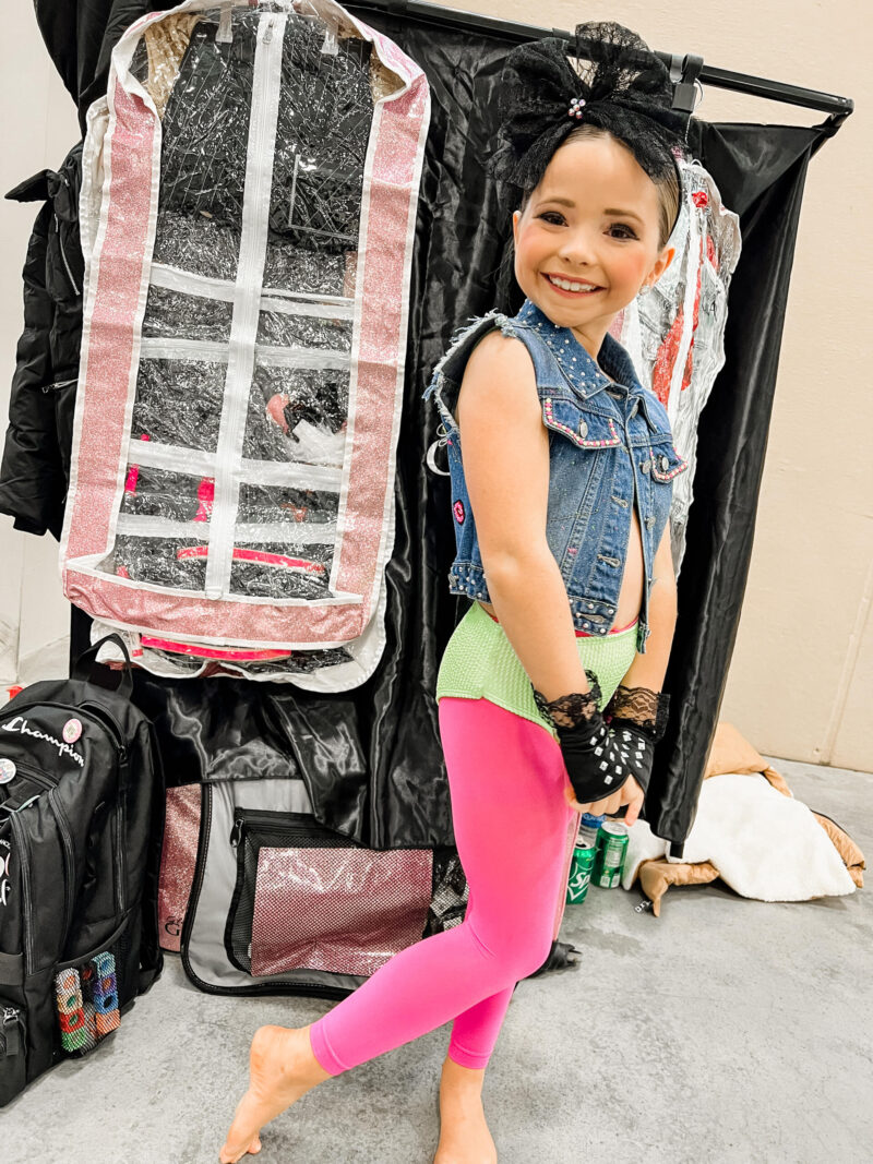 A Day in the Life of a Dance Mom | Hello! Happiness