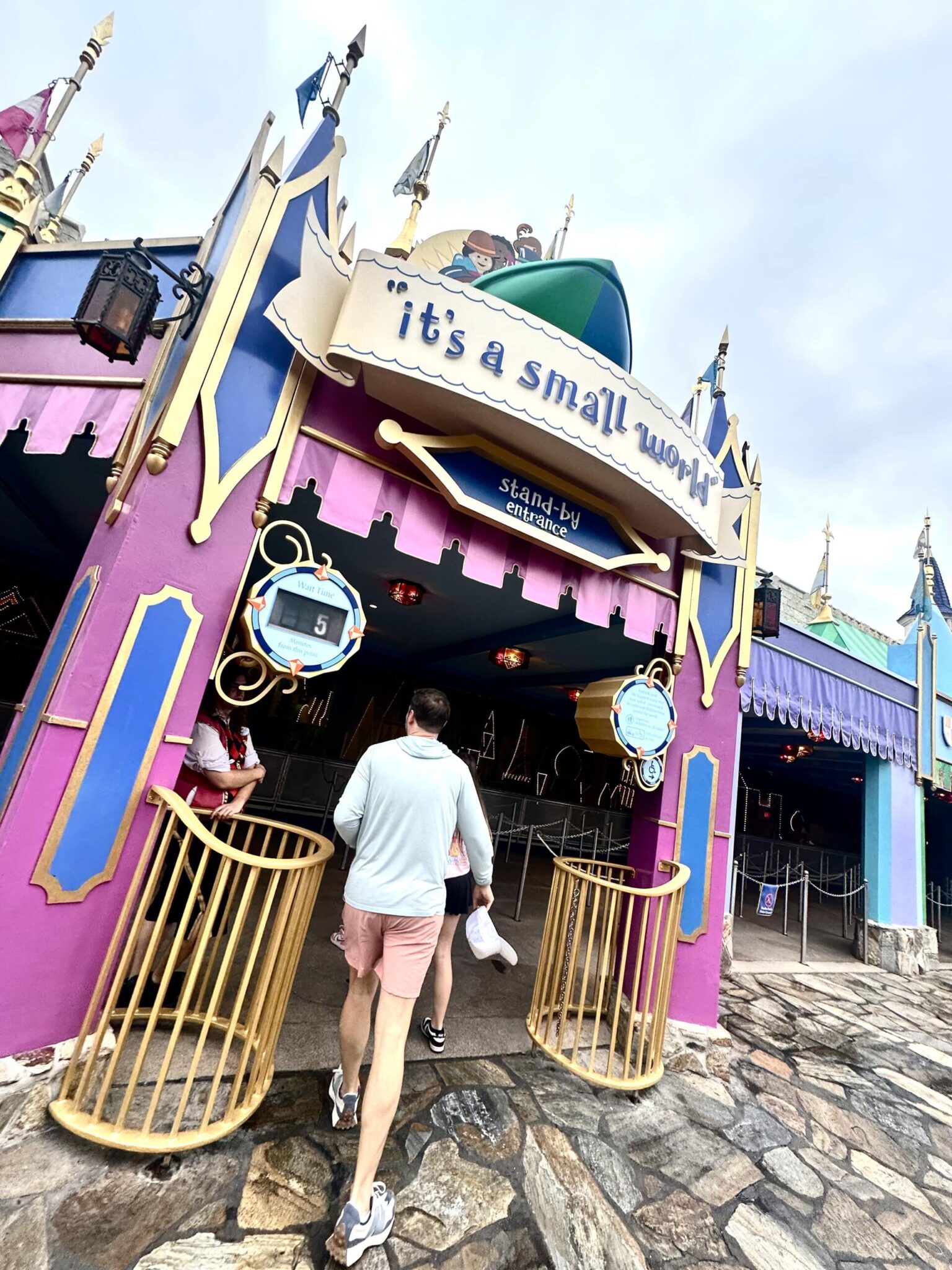 our 2025 official disney itinerary, recap and Q+A | Hello! Happiness