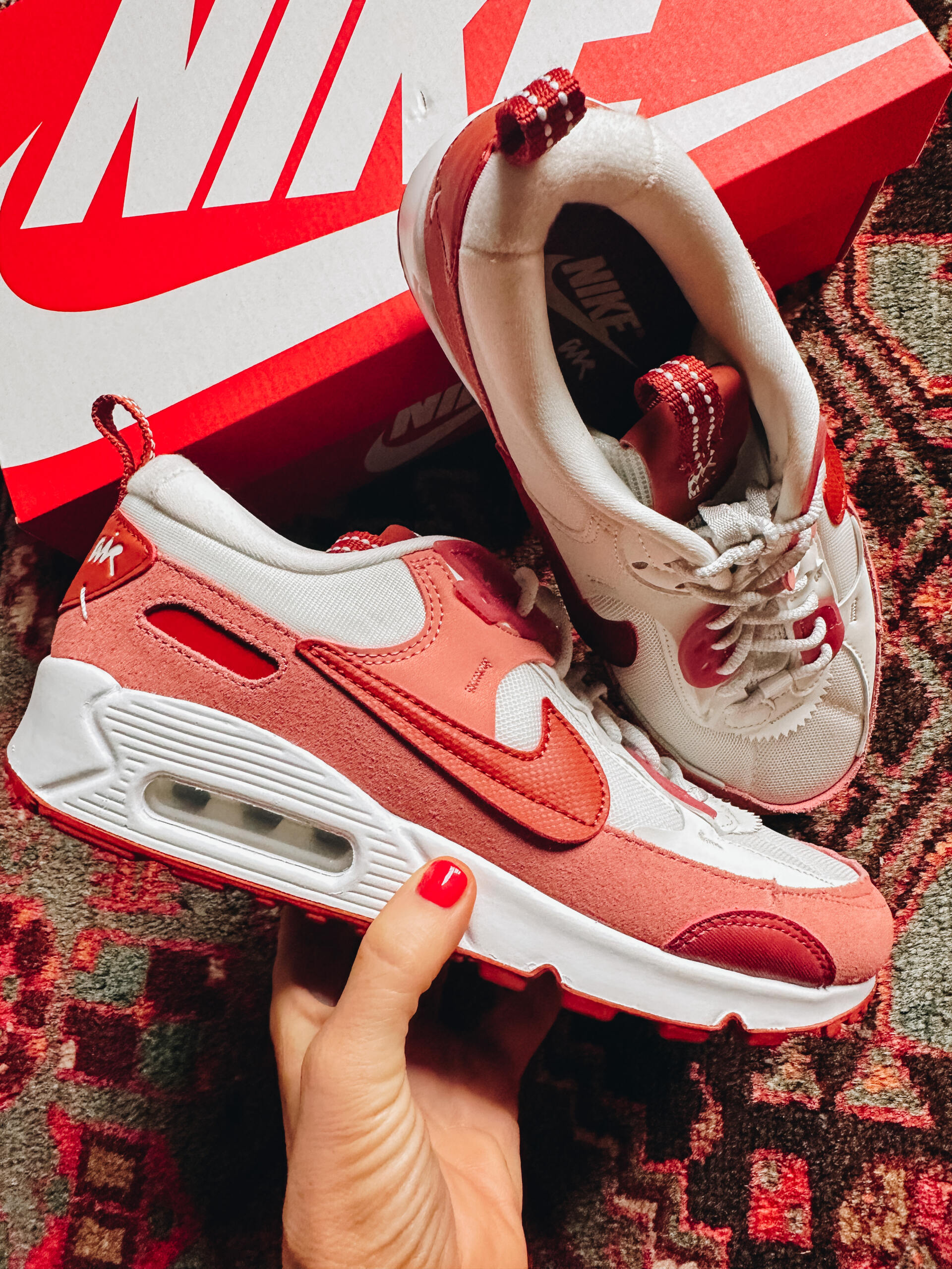 the best color combo... red + pink please | Hello! Happiness